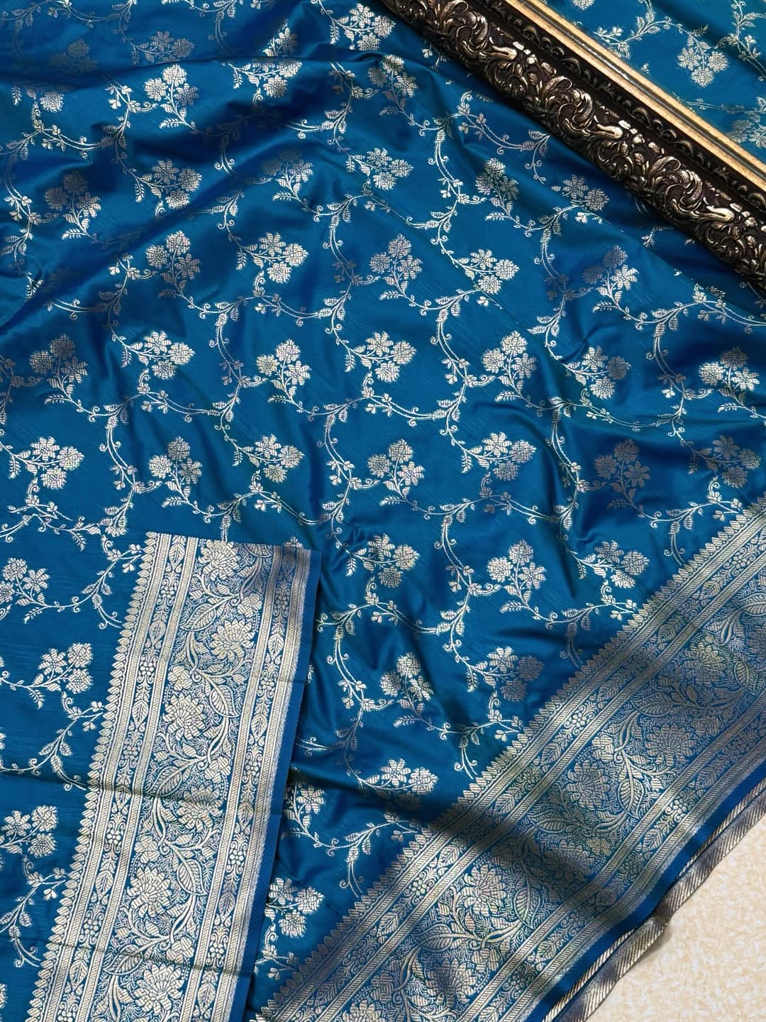 TEAL BLUE DUAL SHADED BANARASI SILK SAREE – Theja Couture